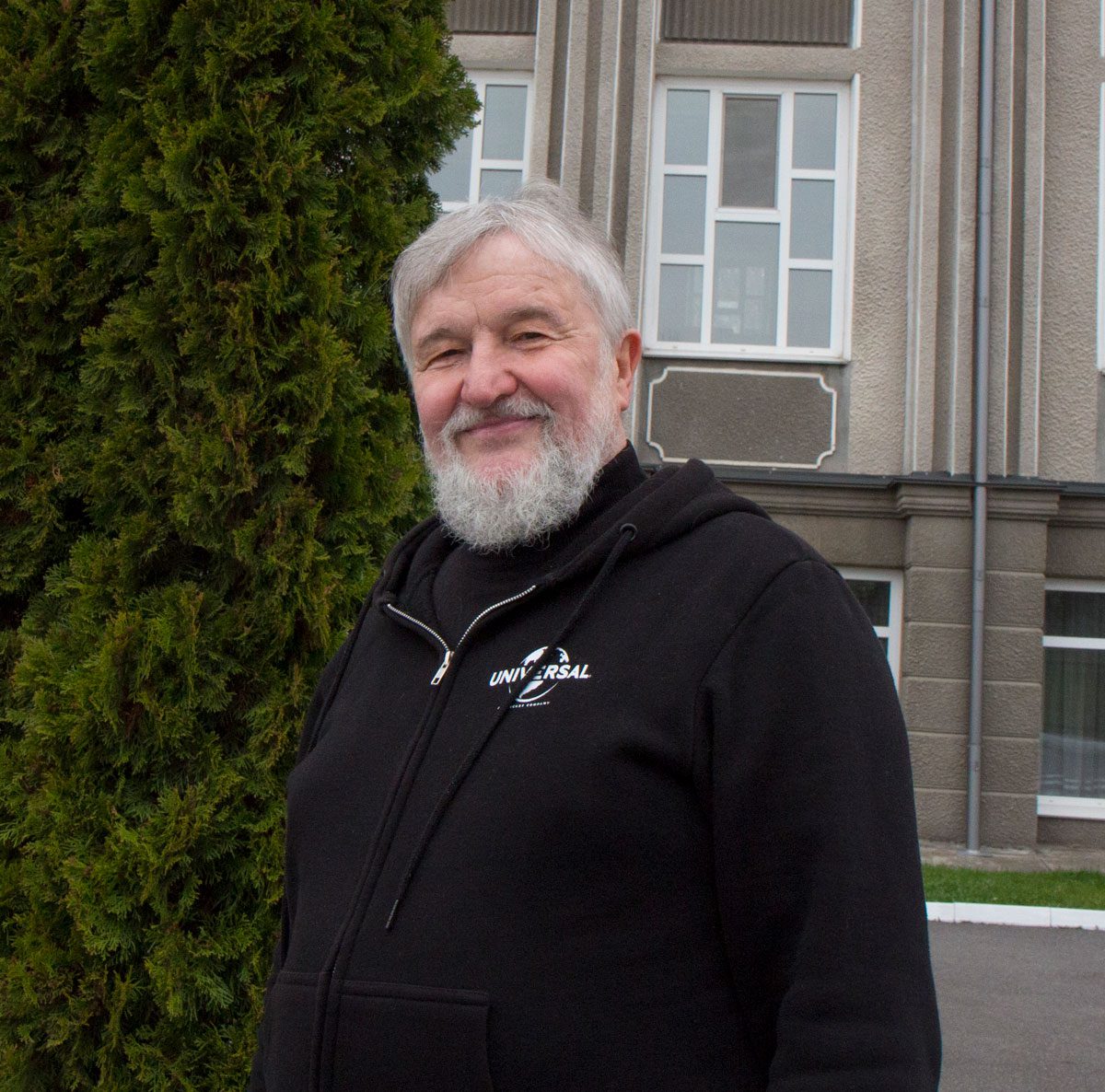 Sharing in his sufferings - Slavic Gospel Association